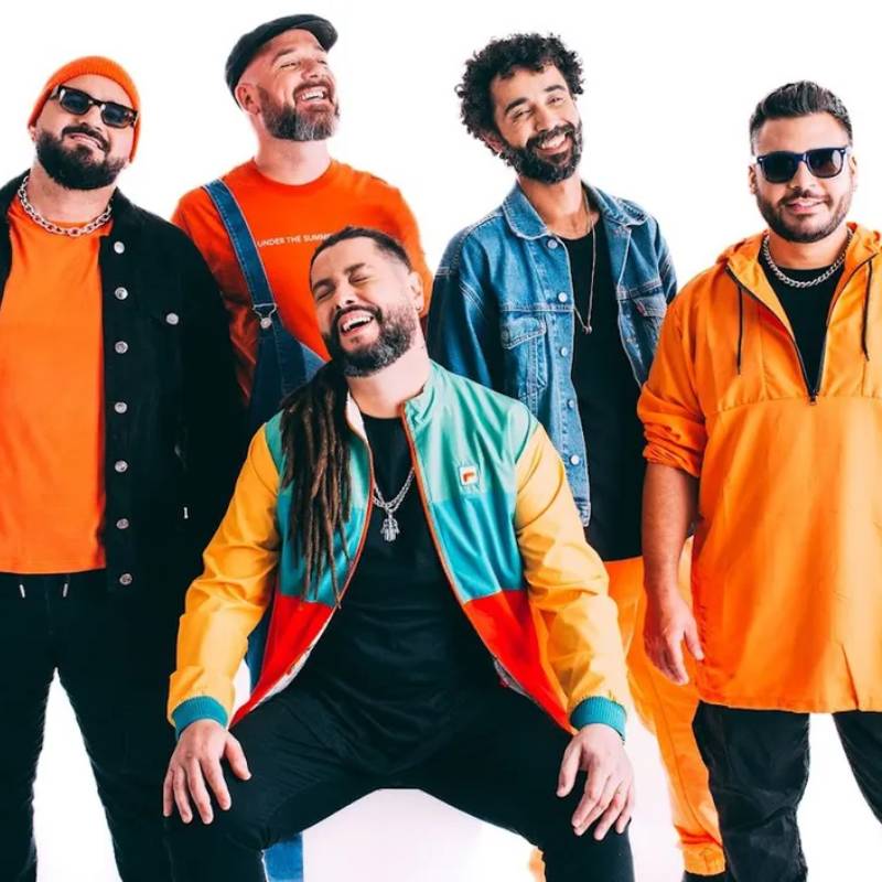 Maneva se apresenta no Arena Club neste sábado