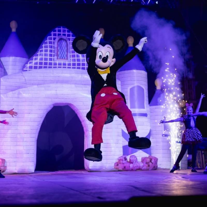 Espetáculo ‘Disney Magic Show’ estreia no Circo Di Napoli em São Vicente